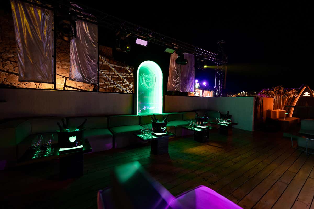 Dom Pérignon e Phi Beach: quando la degustazione diventa esperienza sensoriale - Italia a Tavola