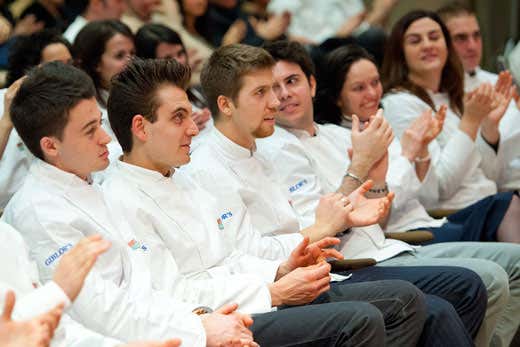 Consegna dei diplomi ad Alma57 i nuovi cuochi professionisti - Italia a ...