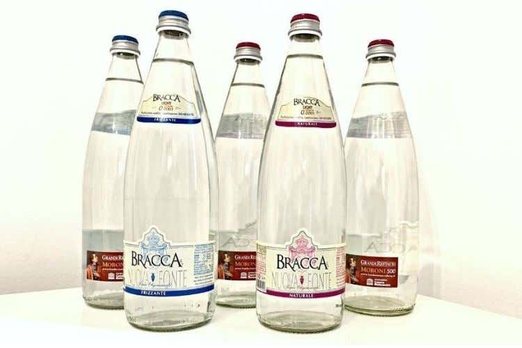 Acqua Bracca, sulle retroetichette l’omaggio a Giovan Battista Moroni ...