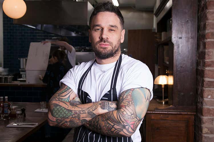Gary Usher vittima di Tripadvisor Post al veleno, poi punta su Twitter ...