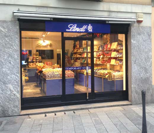 Il cioccolato Lindt incanta Milano Apre un nuovo temporary shop ...