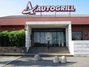 Esodo estivo e soste in Autogrill La Rustichella il panino più amato ...