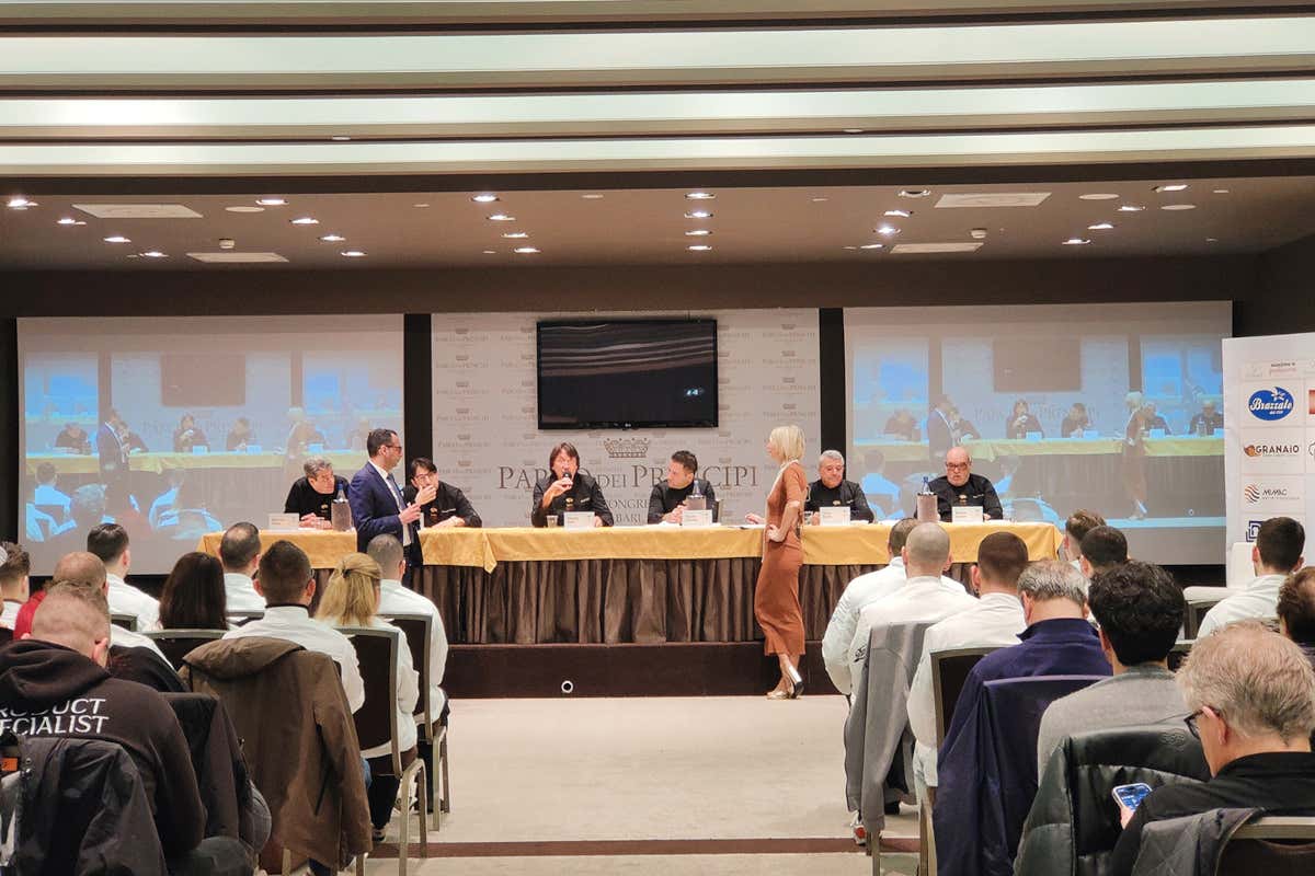 La “Divina colomba 2024” tradizionale è campana: trionfa Gianluca ...