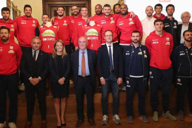 Eurovo promuove sport e alimentazione con il progetto “Il basket nelle ...