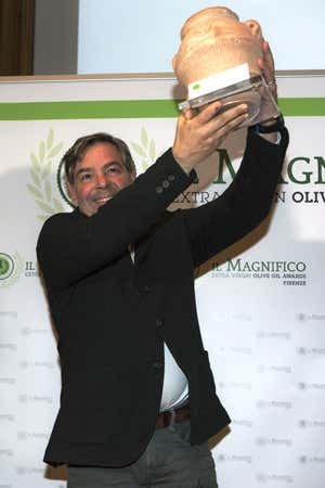 Il 100% italiano Monocultivar coratina di Dievole è il “Magnifico 2016 ...