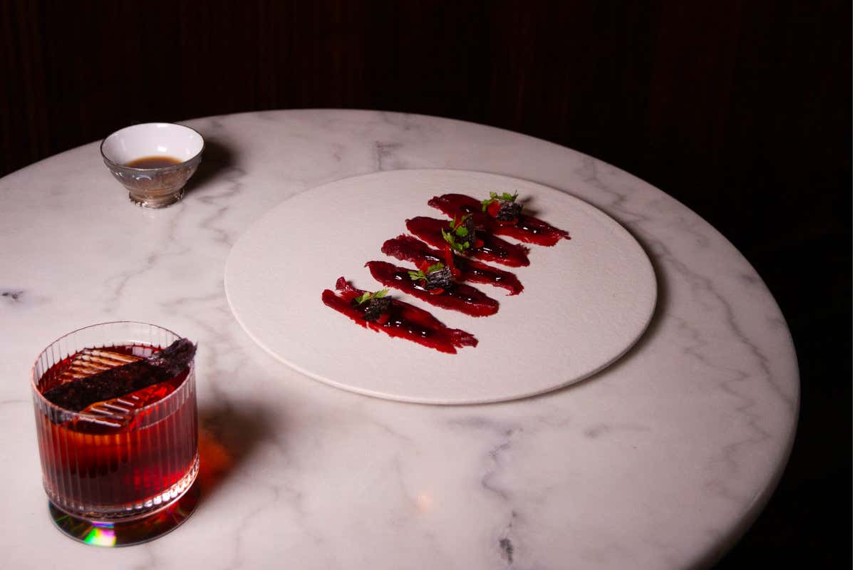 I cocktail degli anni Settanta rivivono a Milano da Nik's & Co - Italia ...