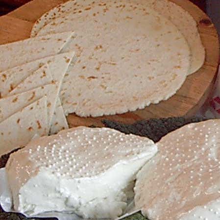 Lo Squacquerone di Romagna è Dop e l'Uva di Puglia Igp - Italia a Tavola