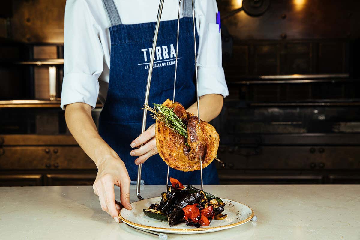 Roma, riapre Terra di Eataly. Una griglia "bio" accende il menu ...